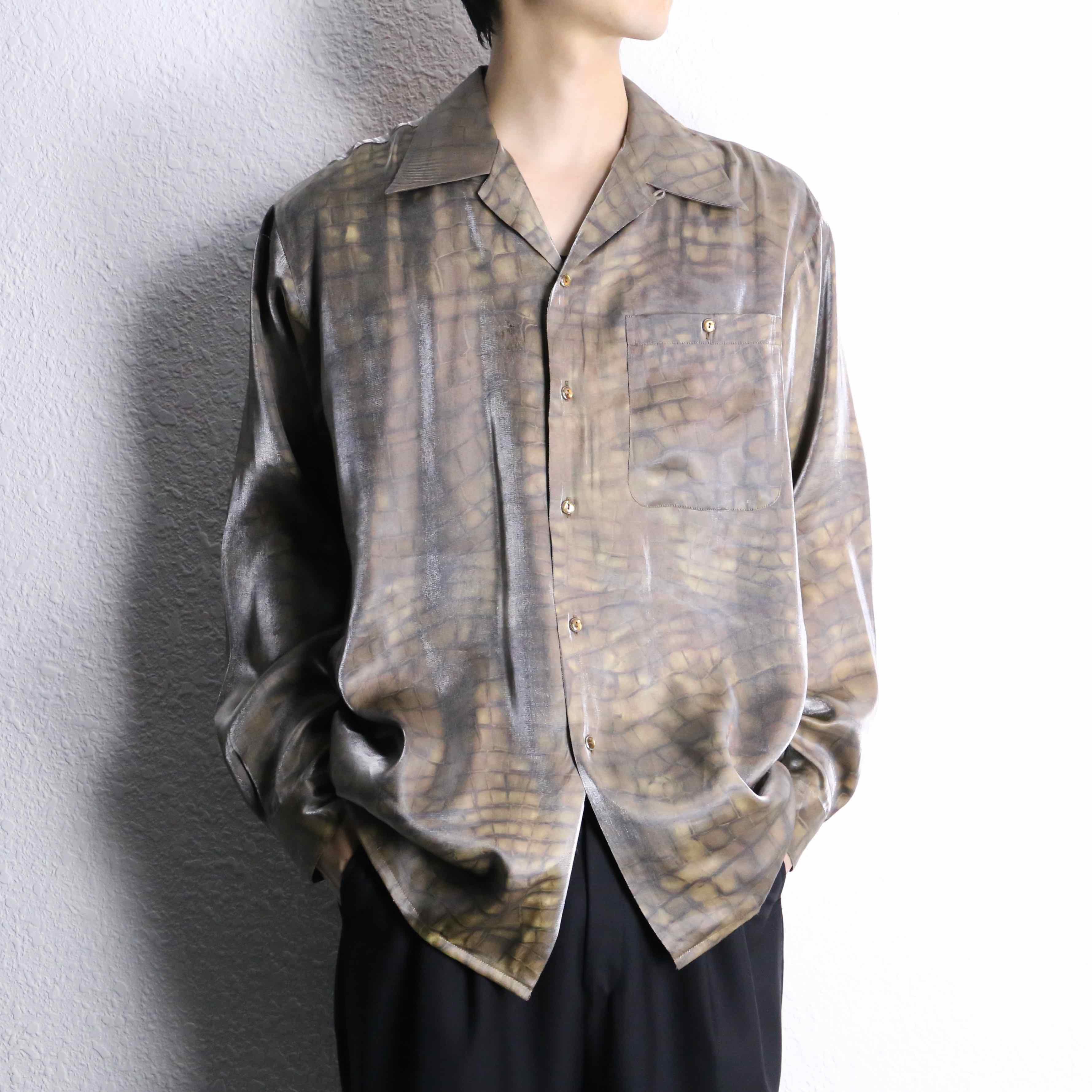 "PRONTI" python pattern open collar shirt